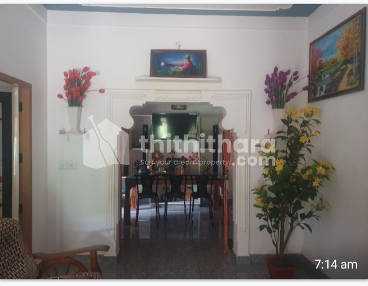 10 cent plot with 1300 sqft house at idukki